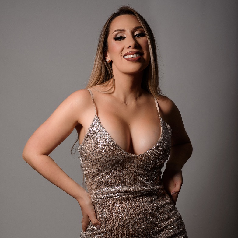 Angie Chávez derrochará talento y sensualidad en el Kímbara VIP – Ernesto Jerardo