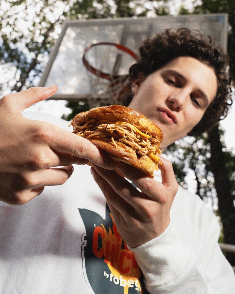 “Qué Chicken” llega a Perú de la mano de Robe Grill, el famoso tik ...
